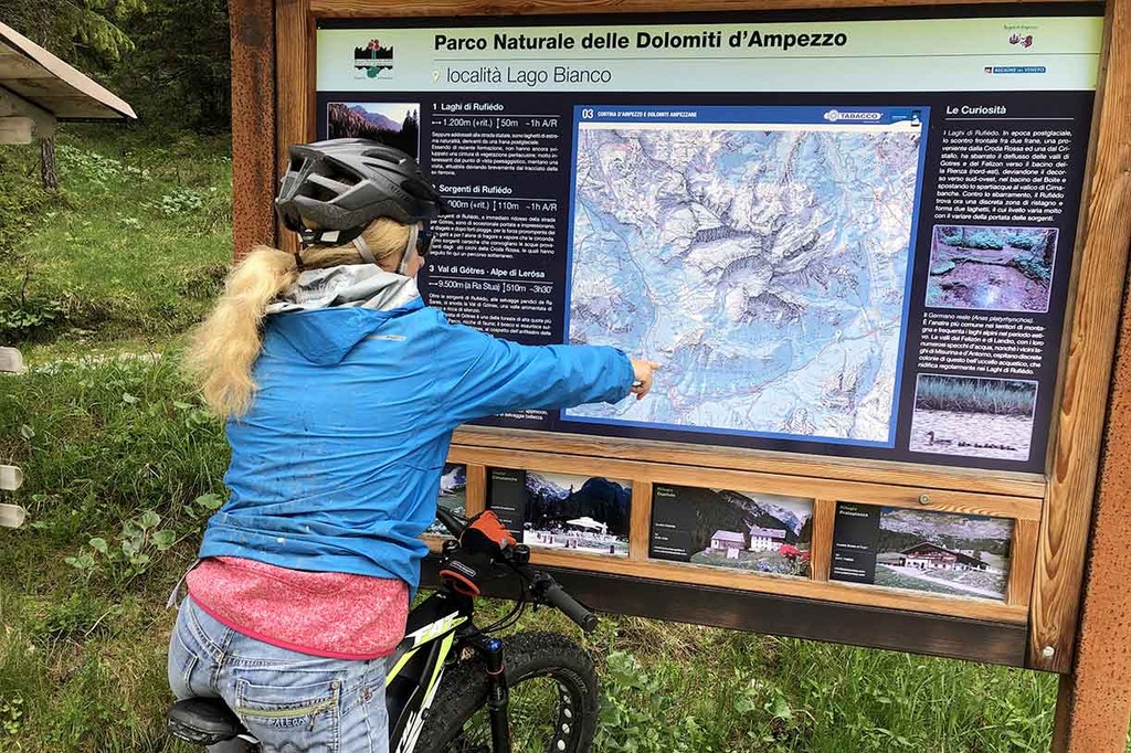 Escursione in E-Bike a Forcella Lerosa - Dolomiti SkiRock