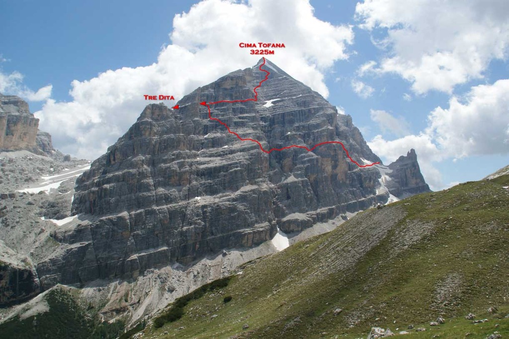 Ferrata Lipella to Tofana di Rozes - Dolomiti SkiRock