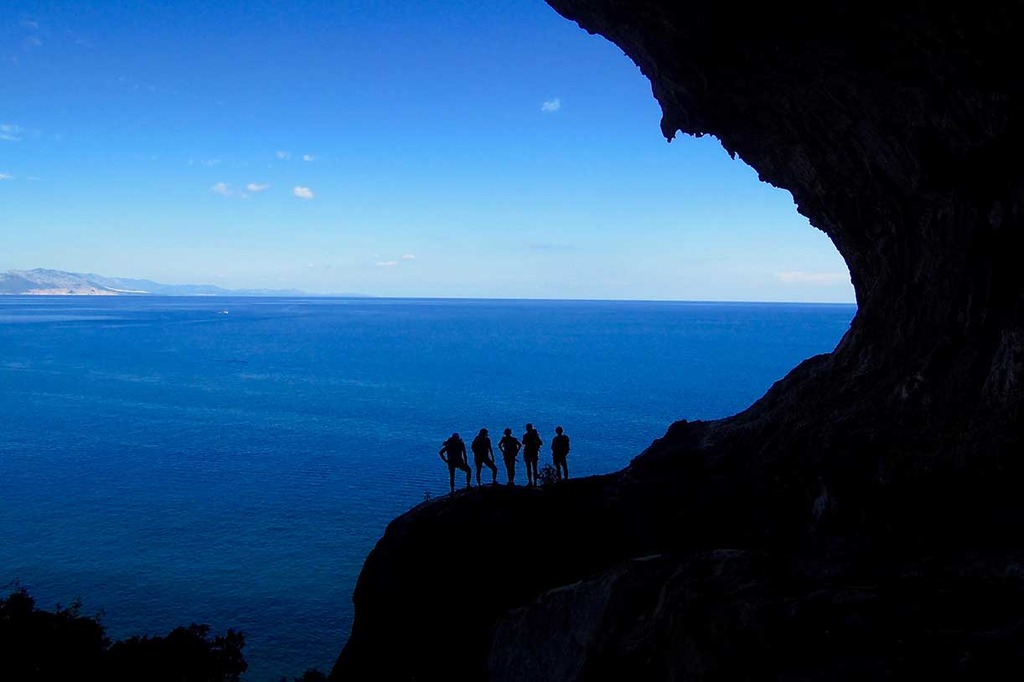 Selvaggio Blu in Autumn - Dolomiti SkiRock